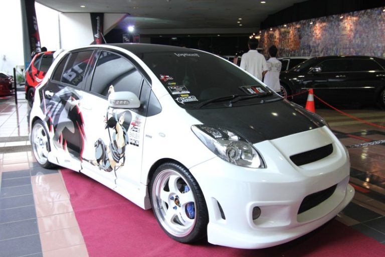 Modification Toyota Yaris Cool & Elegant - Car Modification Trends