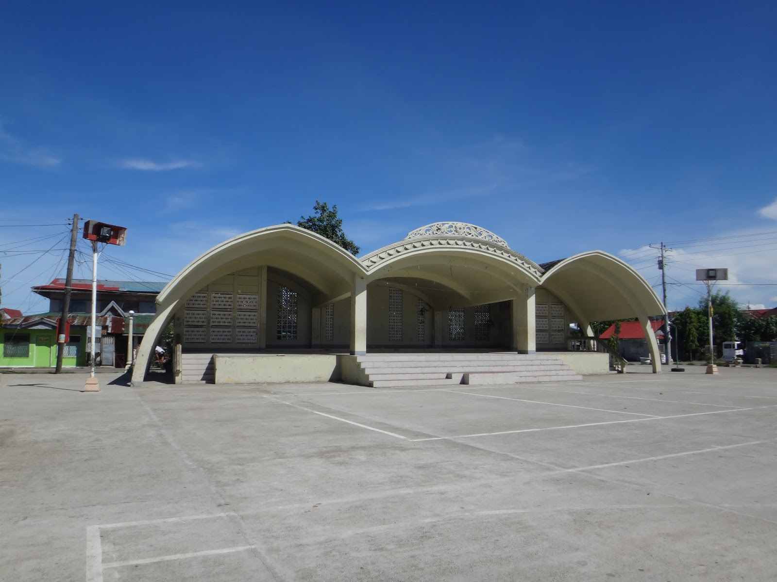 FROM THE UNDERSIDE OF HISTORY: A BRIEF HISTORY ON THE ORIGINS OF ...