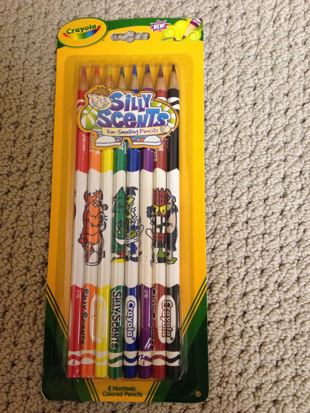 Crayola Silly Scents Colored Pencils and Crayons: What's Inside the Box ...