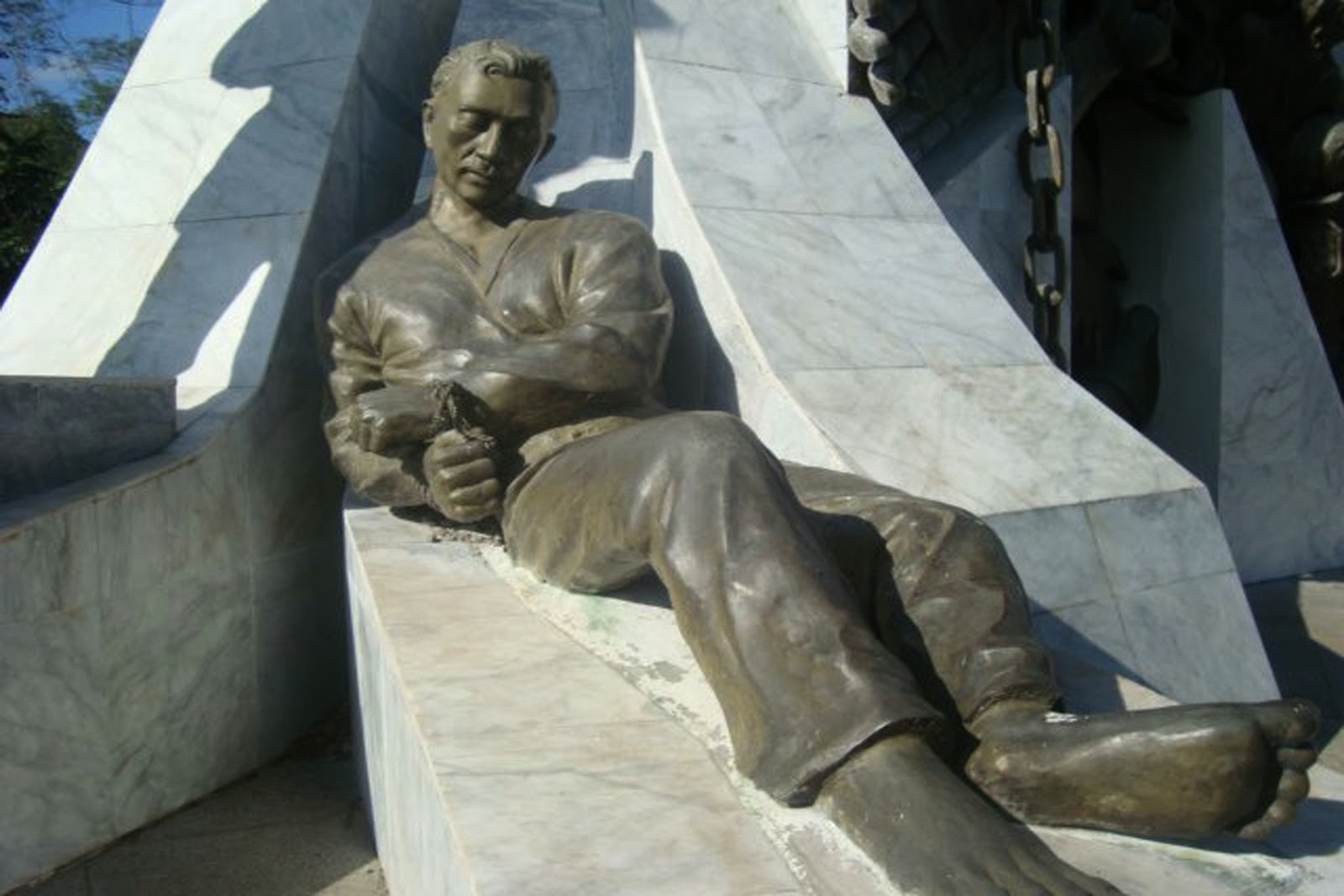 Dince's Chronicles: MT. NAGPATONG AND THE BONIFACIO HISTORICAL ...