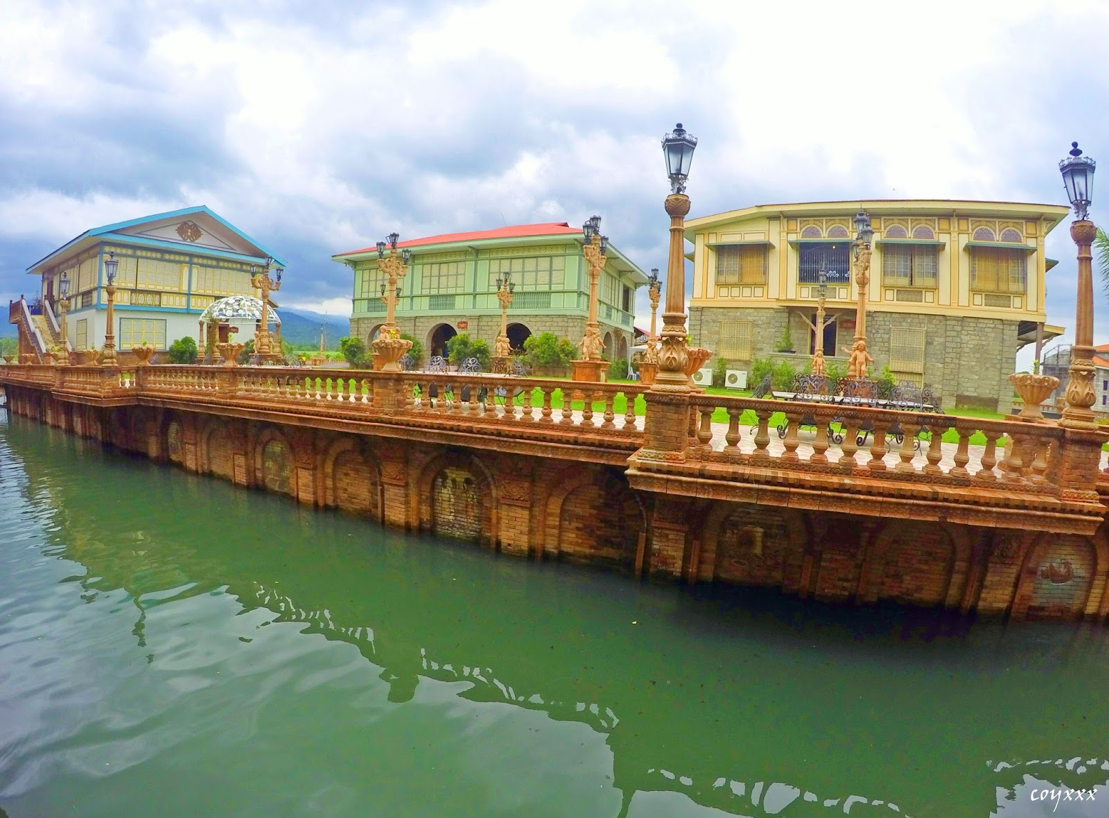 cOyxXx: A Glimpse of Colonial Life: Las Casas Filipinas de Acuzar in ...