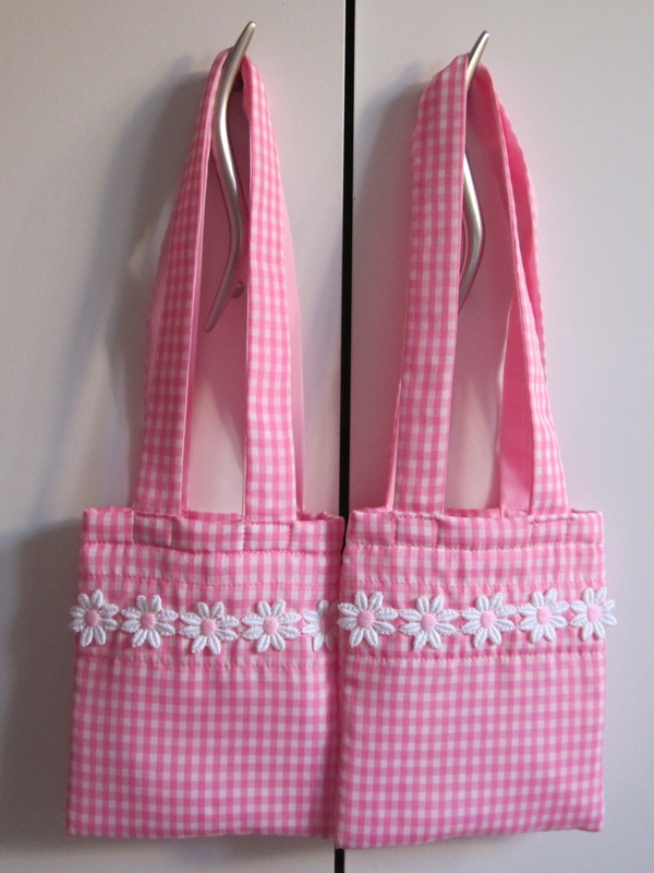 Free Sewing Pattern For Little Girl Purse | Ahoy Comics