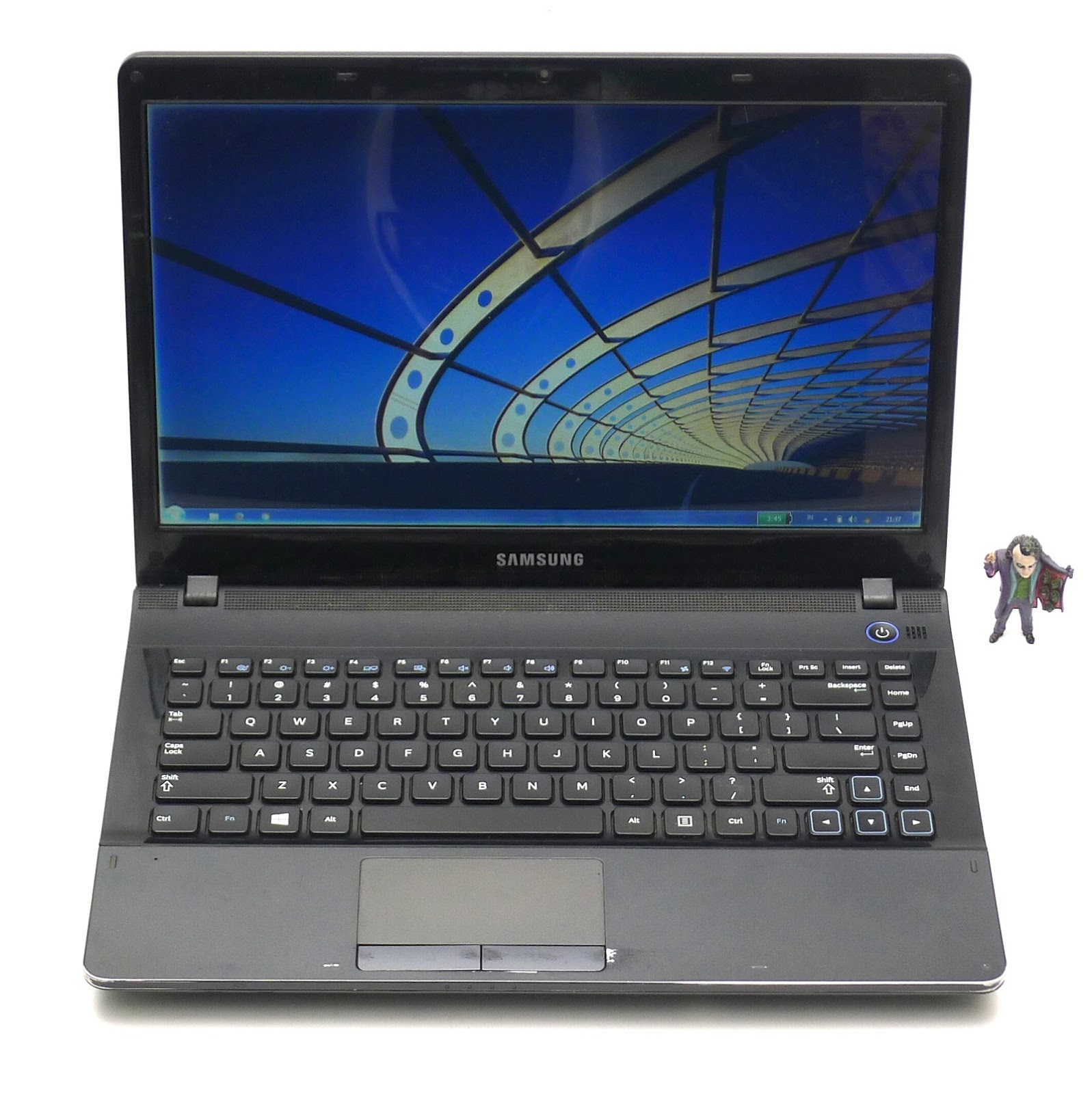 Jual Laptop Samsung NP300E4X Bekas | Jual Beli Laptop Bekas, Kamera ...