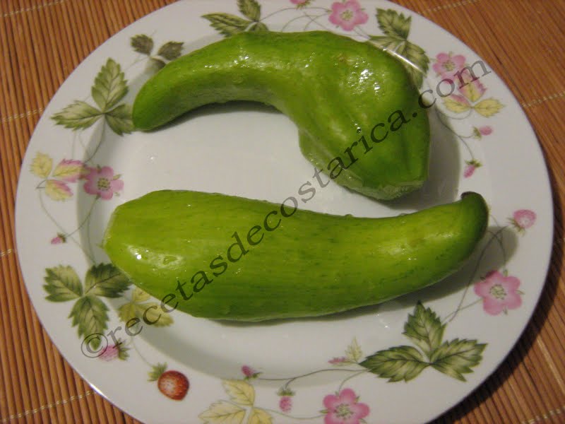 Cocina Costarricense: caiguas rellenas