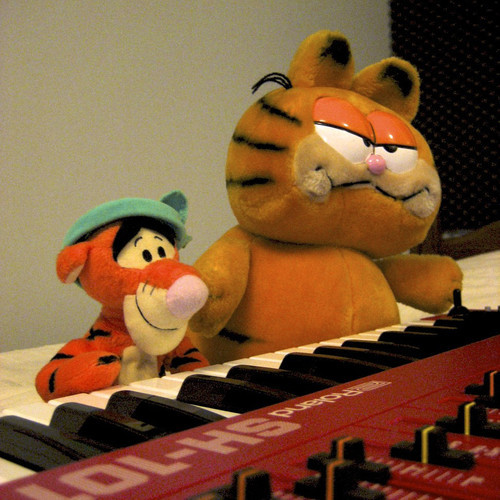 MATRIXSYNTH: F5D Prophet 08 CTR Textures with Tigger & Garfield