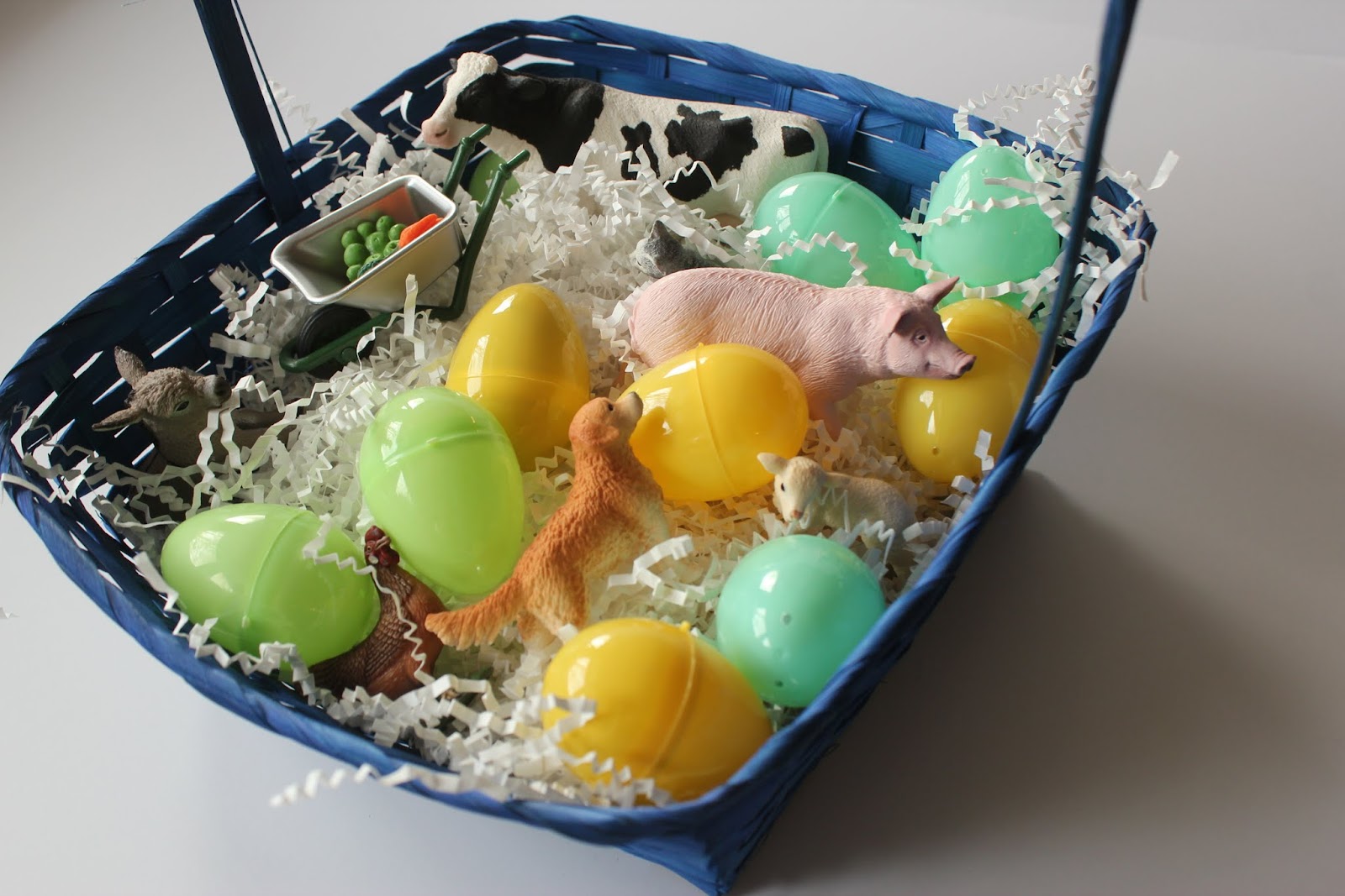 How to Make a Farm Animal Themed Easter Basket