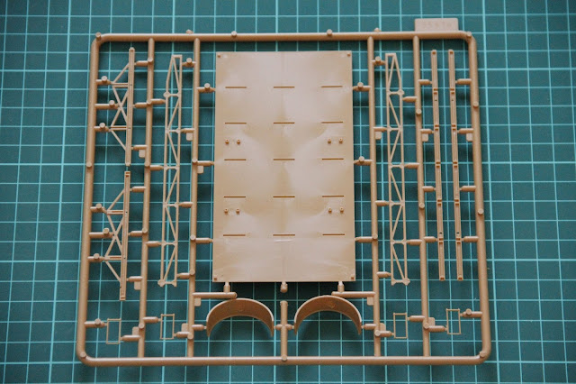 ICM 1/35 Lastkraftwagen 3,5t AHN with Shelter (35417) - DetailScaleView