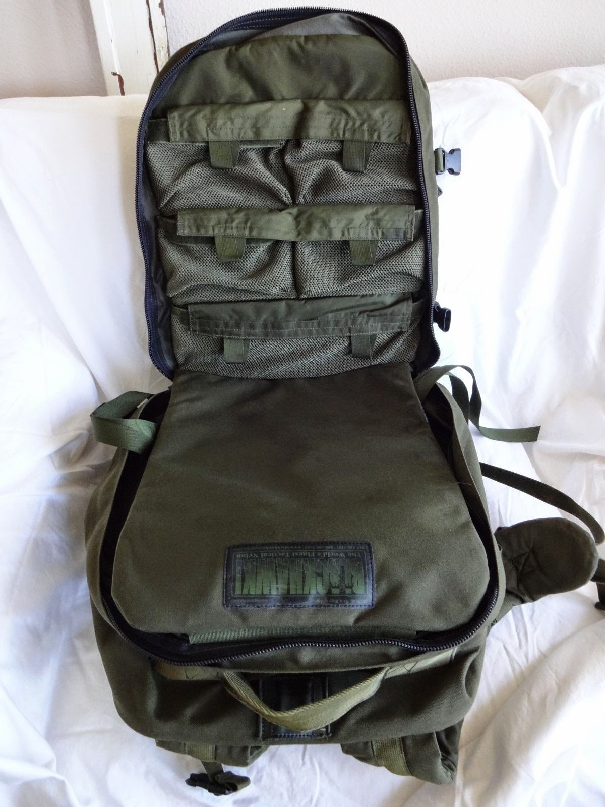 Webbingbabel: BlackHawk Special Operations Medical Back Pack First Gen.