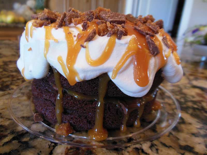 ALL THINGS DELICIOUS: Skor Bar Cake a.k.a. Better Than Anything Cake