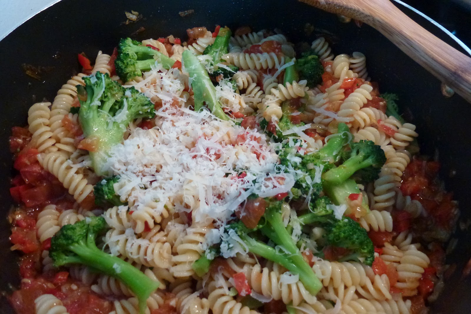 Anna's Table: Fusilli Pasta with Broccoli Red Pepper and Pine Nuts