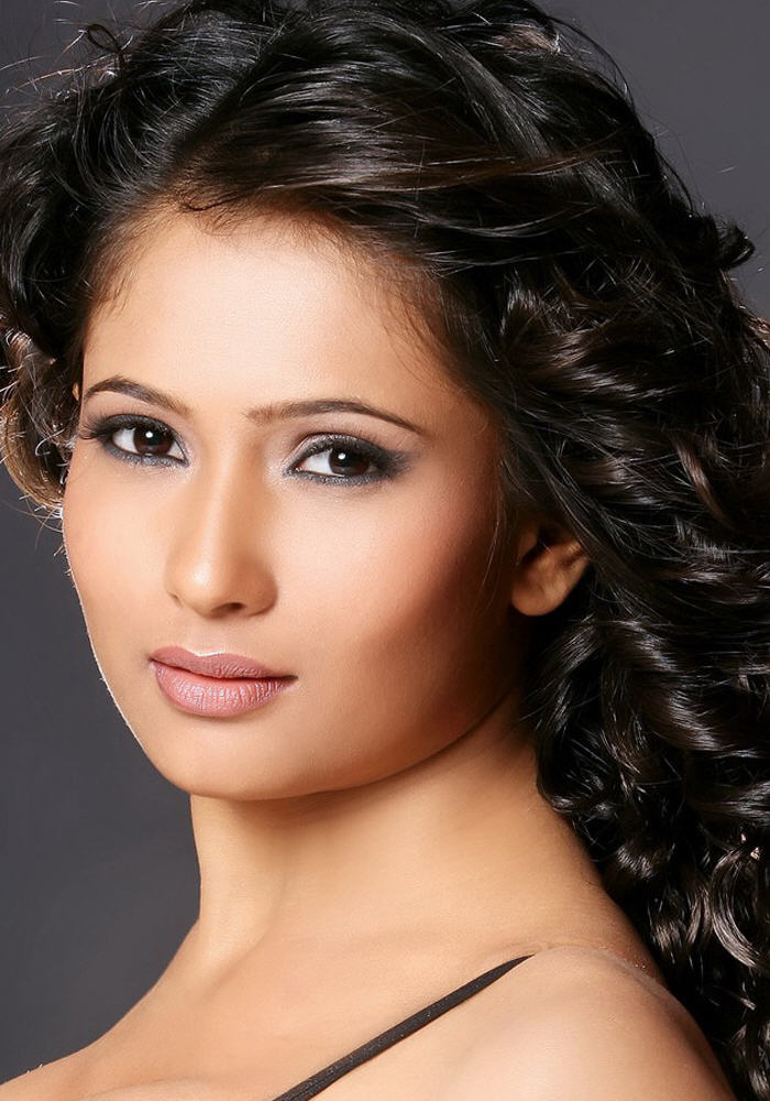 ‘Dipa Shah’ Photo Shoot Gallery ~ Cinindya