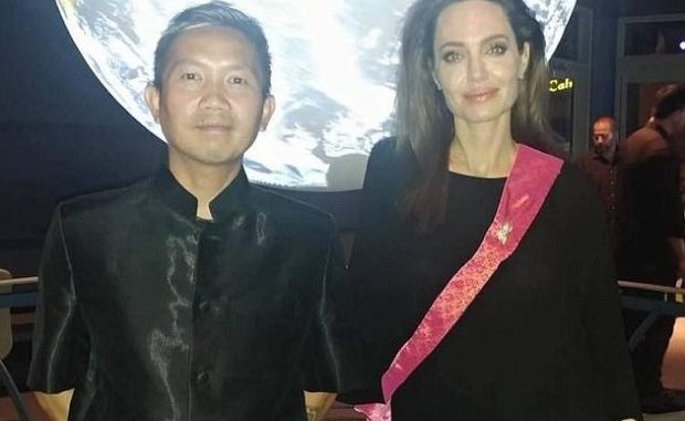 Picoteando el Espectaculo: Para que no sigan rumorando!. Angelina Jolie ...