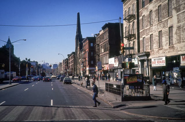 Street Sences of New York City in the 1990s ~ Vintage Everyday