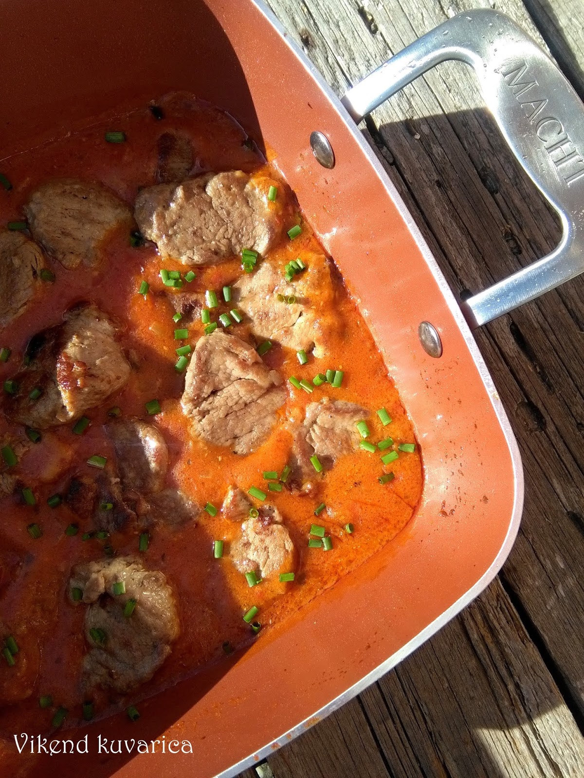 Vikend kuvarica: Svinjski file u pikantnom sosu