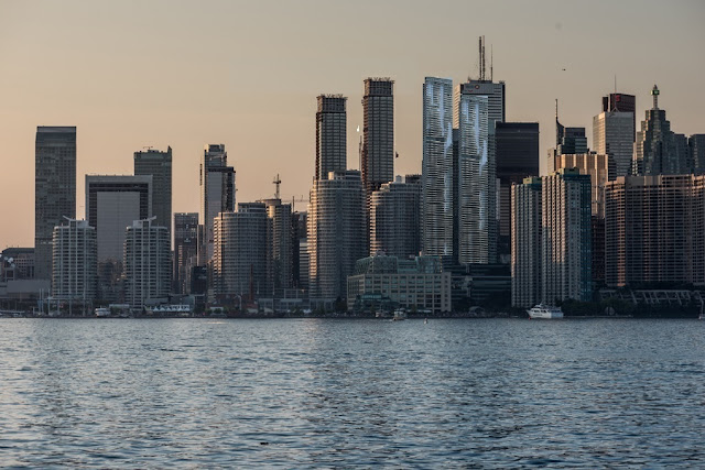 Toronto Skyscraper and Condo Blog: Animated Future Toronto Skyline ...