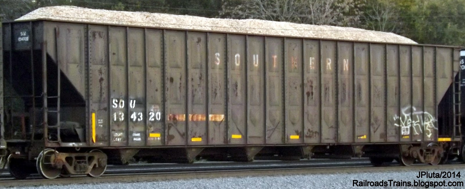 RAILROAD Freight Train Locomotive Engine EMD GE Boxcar BNSF,CSX,FEC ...