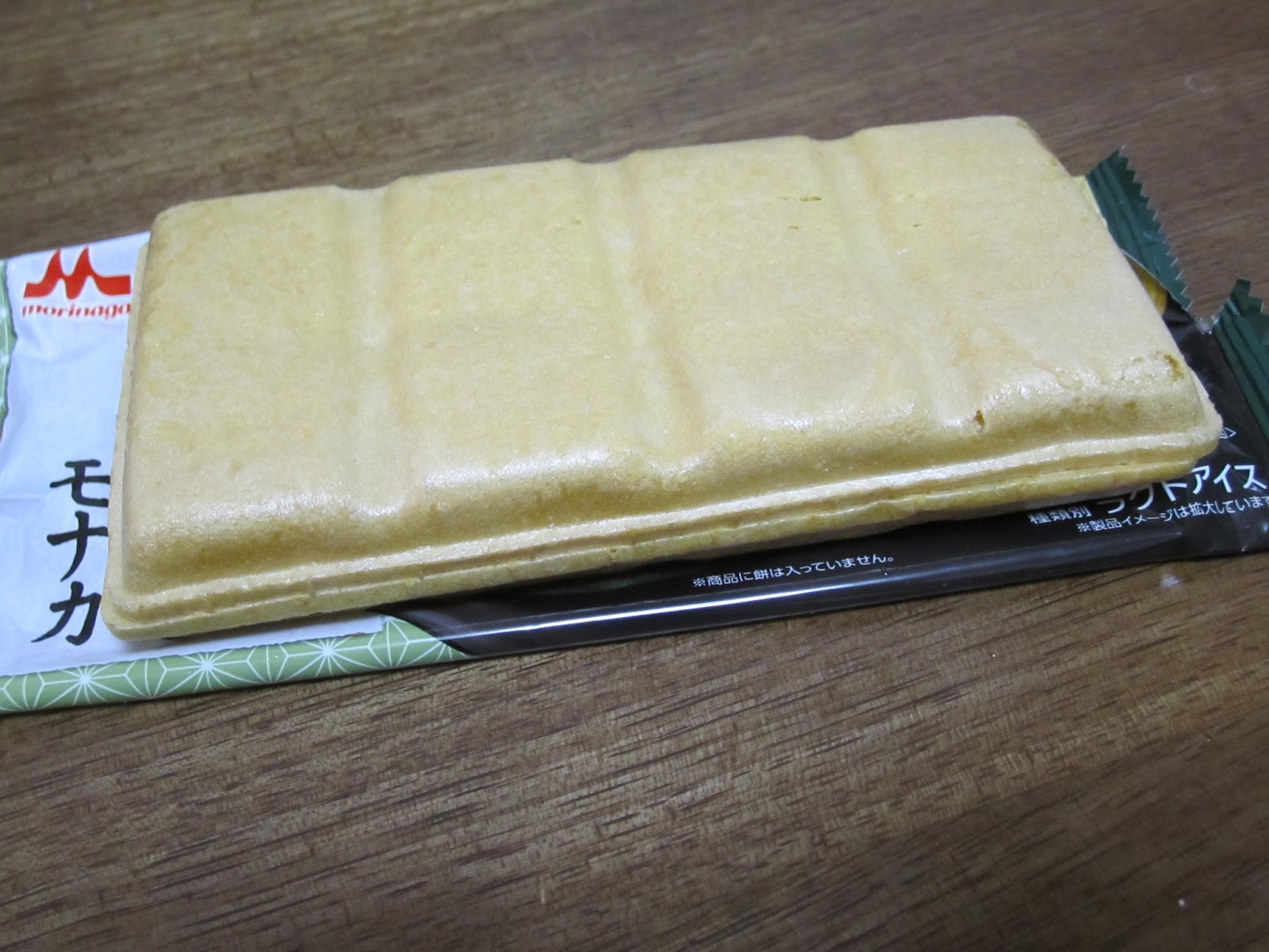 Mel's Adventures in Japan: Kusa Mochi Azuki Monaka Ice Cream Sandwich
