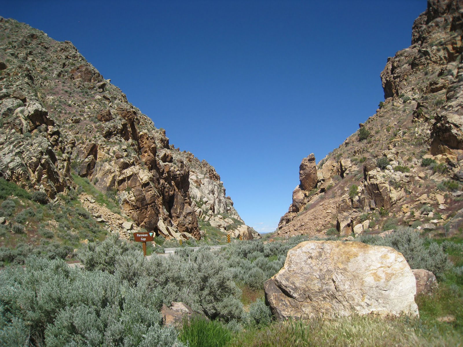 UTAH, 2011: Parowan Gap Petroglyphs--Old & New