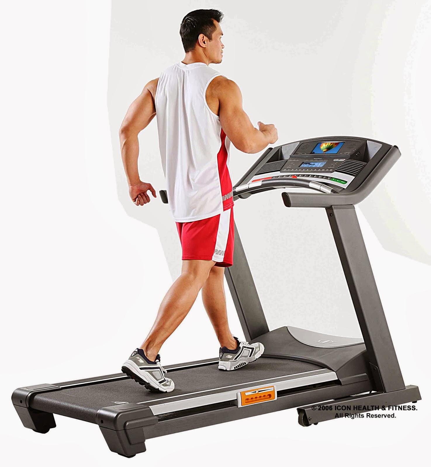 Lovers Health fitness club: Treadmills information