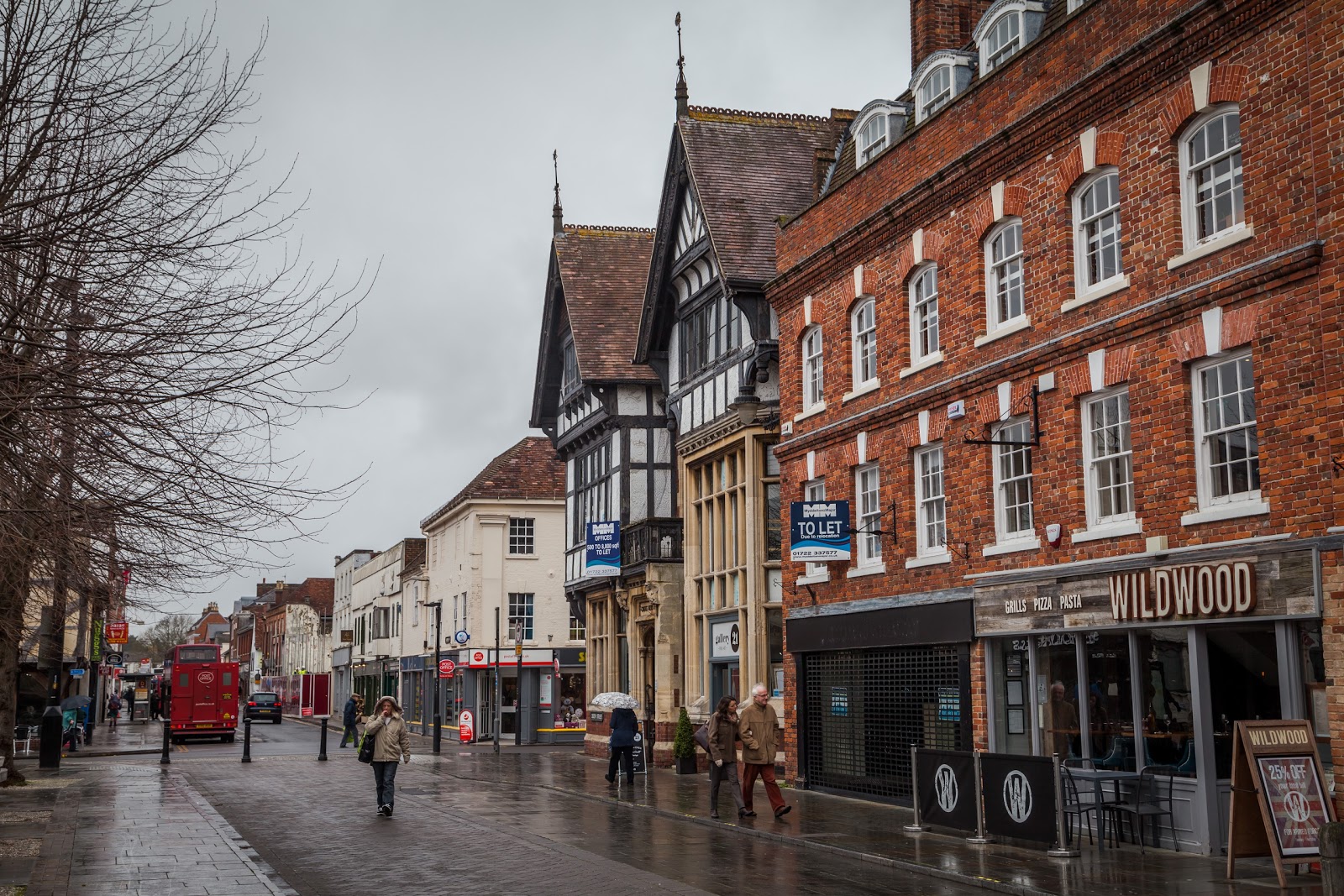 Salisbury - A Home to One Of The Greatest Cathedrals In England ...