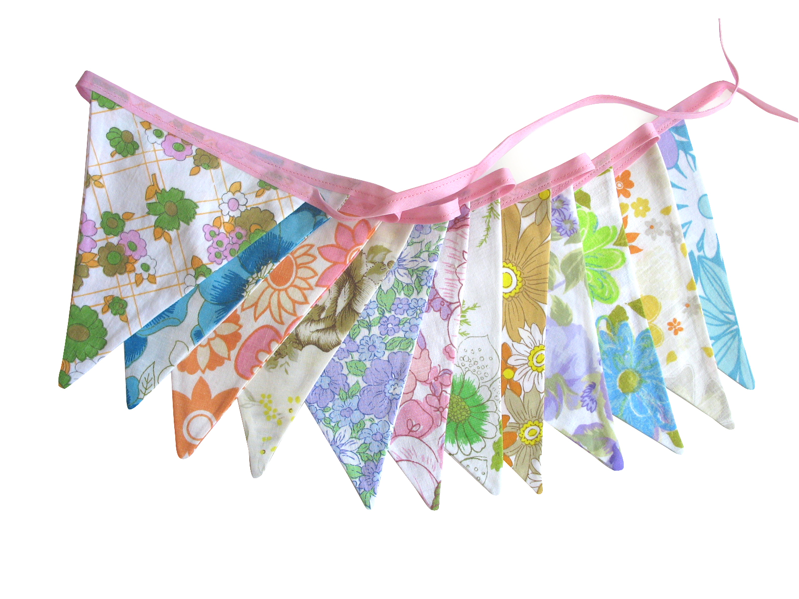 Merry-Go-Round Handmade: More Retro floral Vintage Flag Bunting added ...