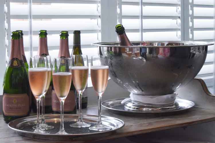 .: Groote Post launches their SeaSalter white blend at the Cape Grace