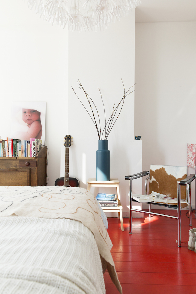 my scandinavian home: A home with red floors - with surprising results!