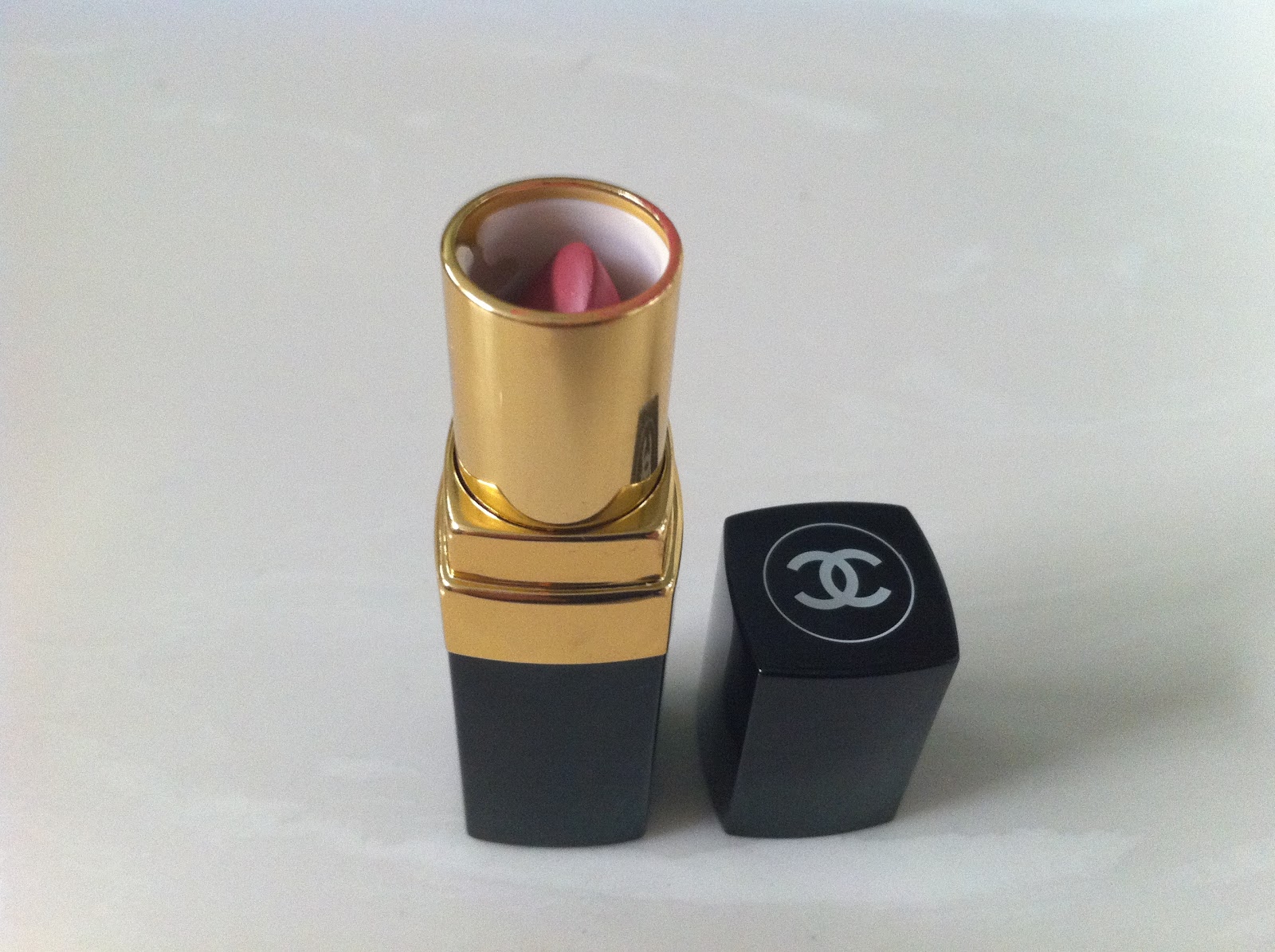 The Dark Side of Beauty: Review: Chanel Rouge Coco 'Mademoiselle' Lipstick