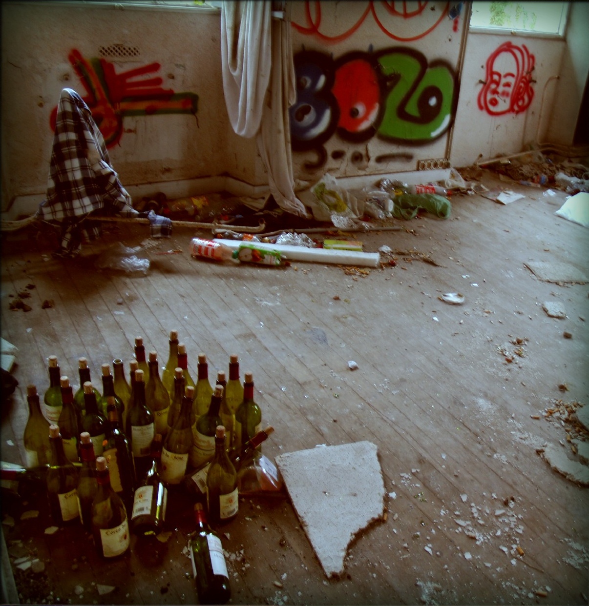 Lunettes, musiques, Foucault et Bunga Bunga: Invité d'honneur : Léa ...