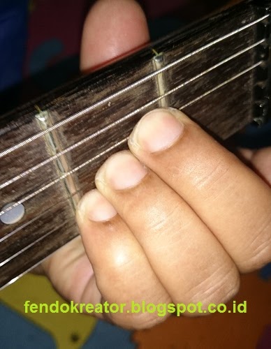 panduan belajar kunci gitar dan chord dasar lengkap dan mudah