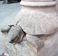 La Sombra De Gaudí: Simbolismo y misterio en Antoni Gaudí