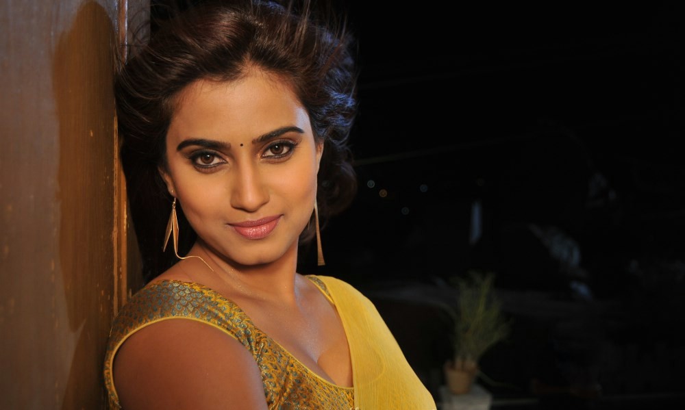 Dimple Chopade Yellow Saree Hot Photos