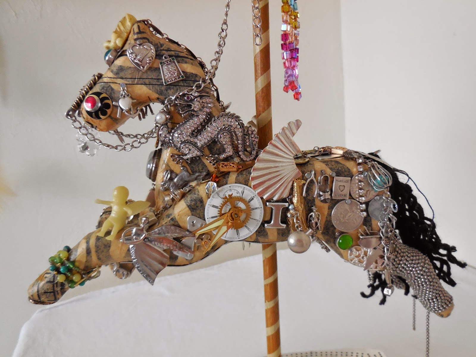 Obtainium Art - A gallery of assemblage works: Quagga