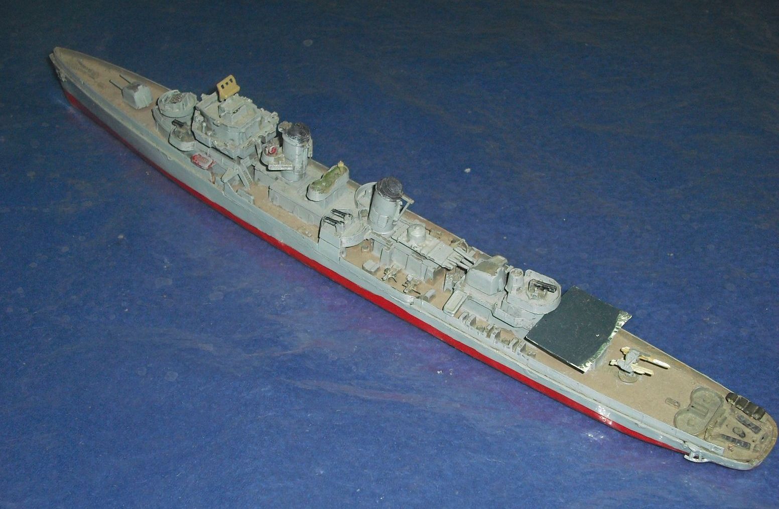 Destructores: Especulando, DD-446 USS Radford con misiles