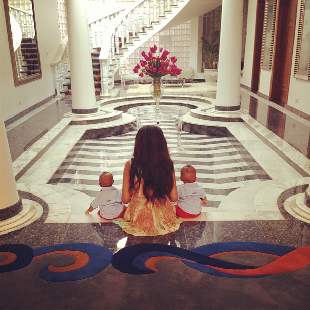 FAB:6FONGOS-By SwEeT FoNgOs: Family : Reginald Mengi and his twins ...