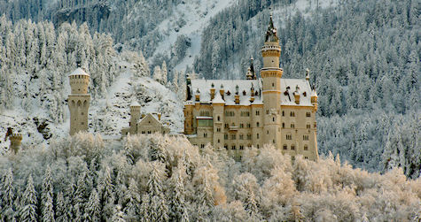The Presurfer: The 10 Most Beautiful Snow Castles In the World