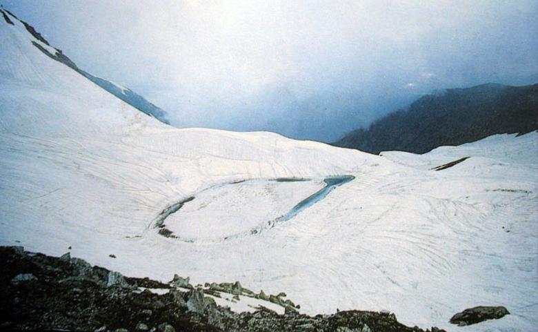 Travel Toursim: Ansoo Lake, Pakistan Nice Images And Wallpapers