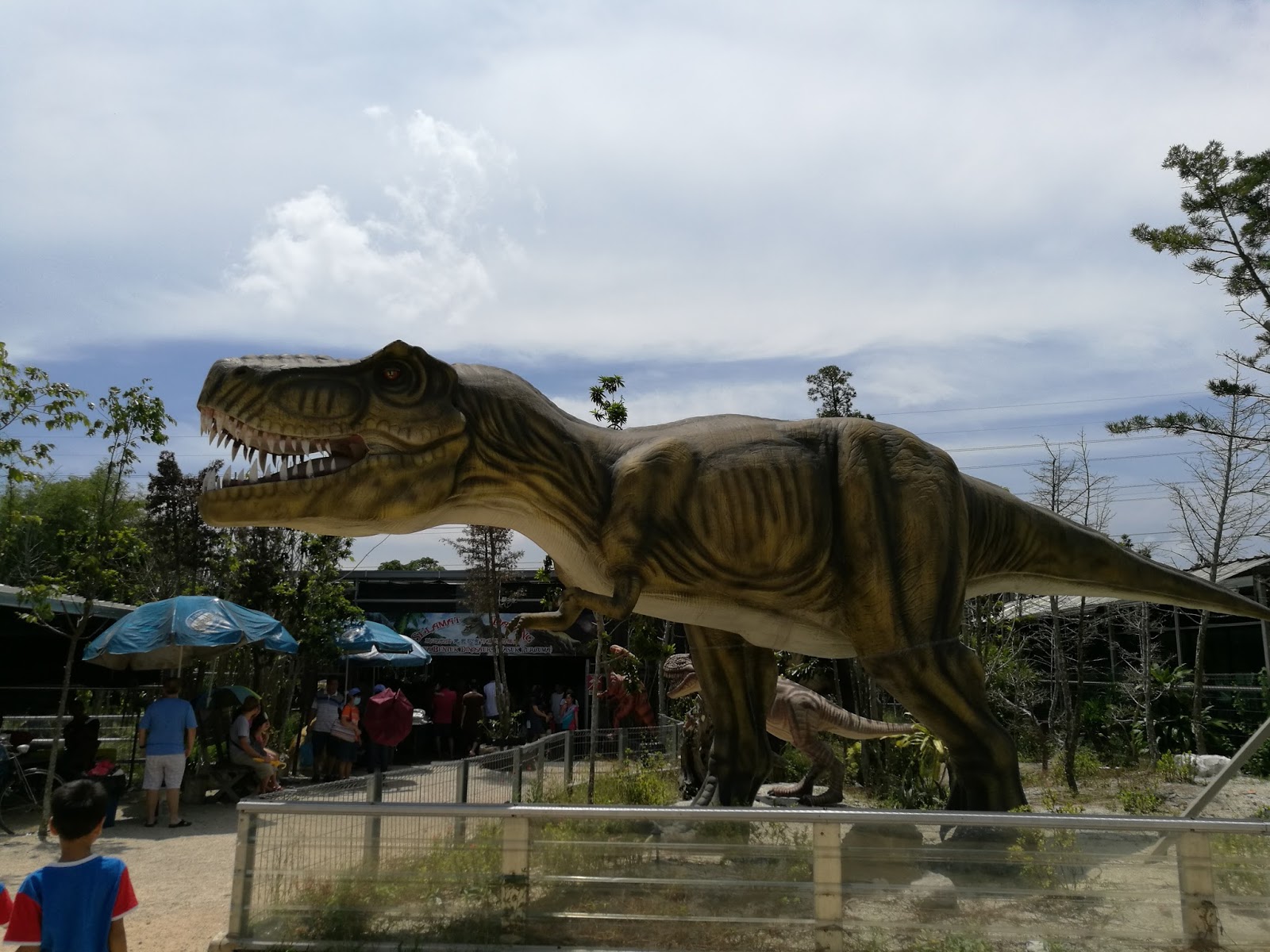 Don Hu Jurassic Park Garden Muar