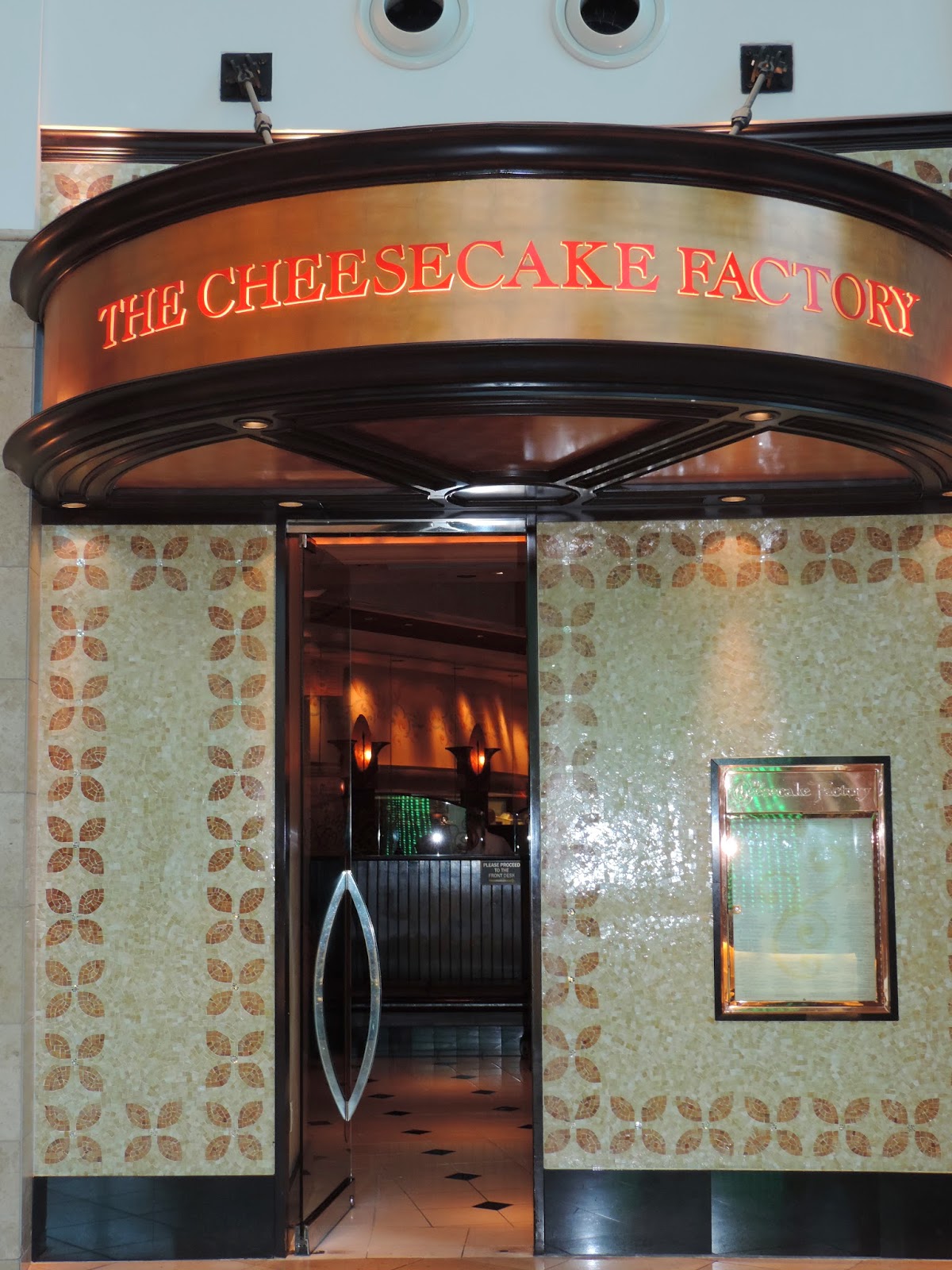 Restaurantes em Orlando - The Cheesecake Factory | Viajar hei - Relatos ...