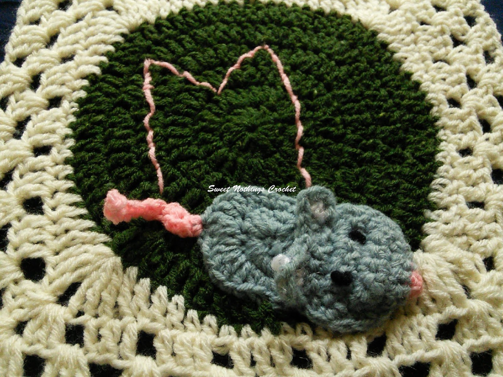 Sweet Nothings Crochet: M FOR MOUSE GRANNY SQUARE : ALPHABET SERIES ...