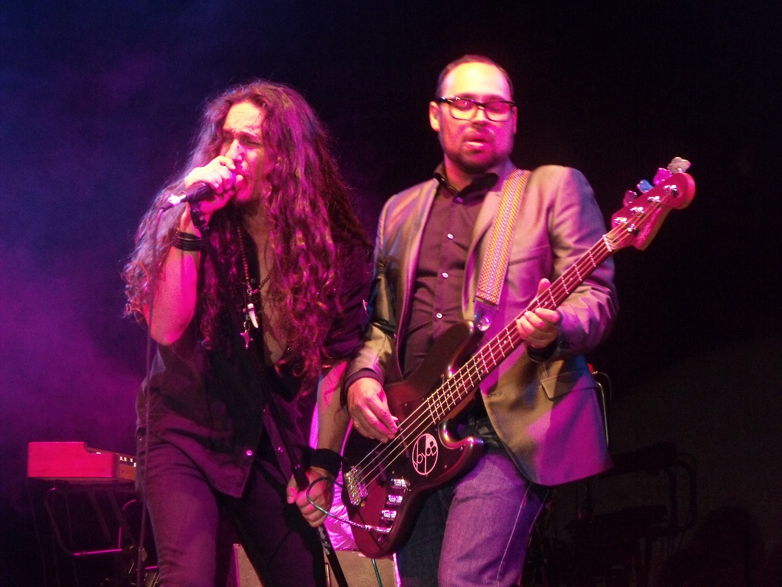 Rock de Neta: CONCIERTO DE NOSTALGIA Y DEFENSA DE LA TIERRA