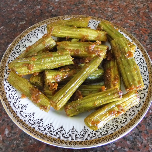 Fried Murungakkai - Drumstick Savoury Fry