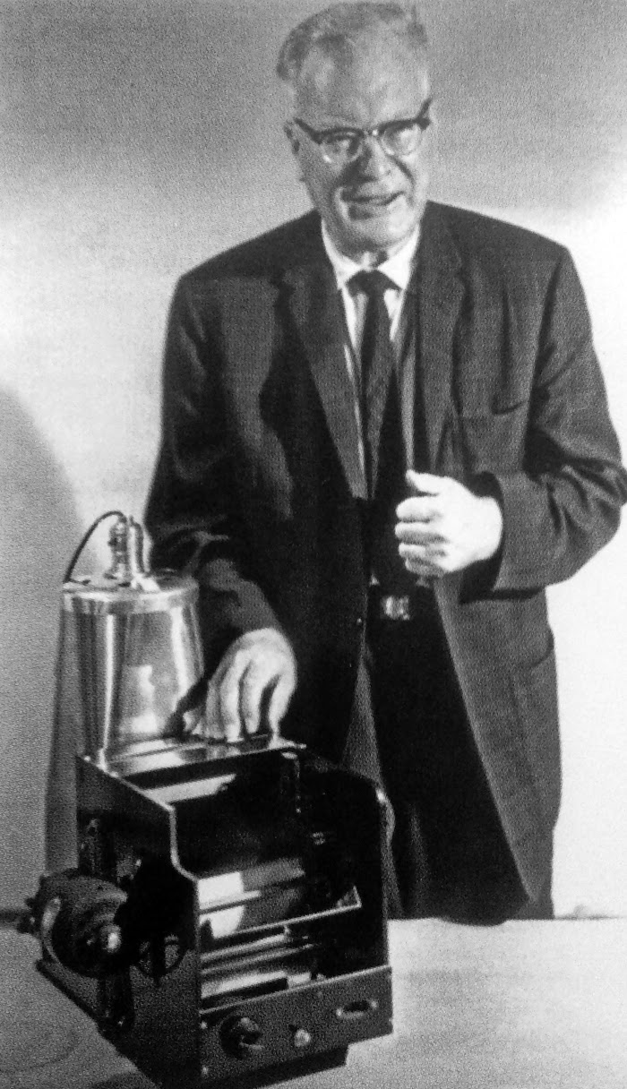 Collective Investigations: Wednesday Post: photocopy/photocopy