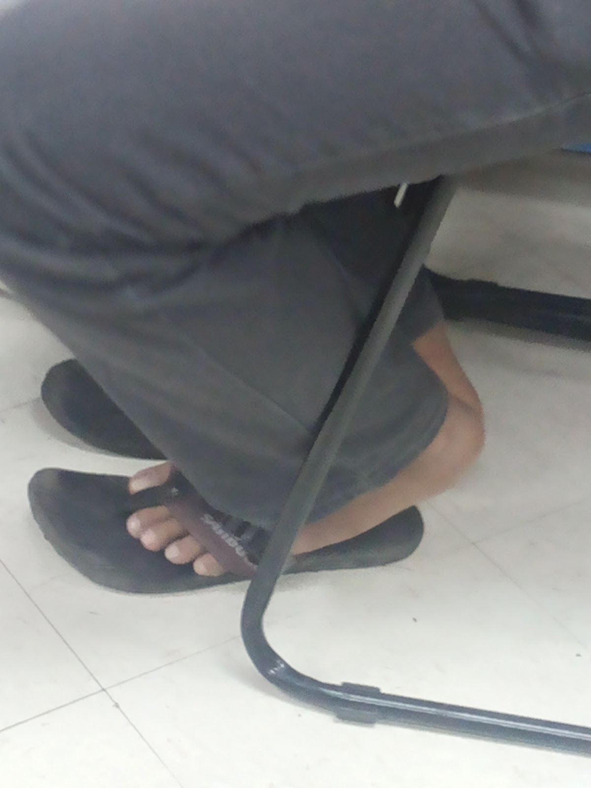 PINOY FOOT FETISH SHOP: Pinoy Male Feet