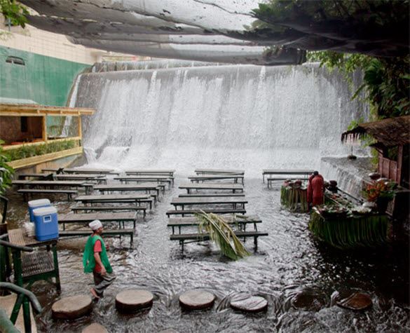 Factsramblog: ~Amazing Waterfall Restaurant In Philippines~