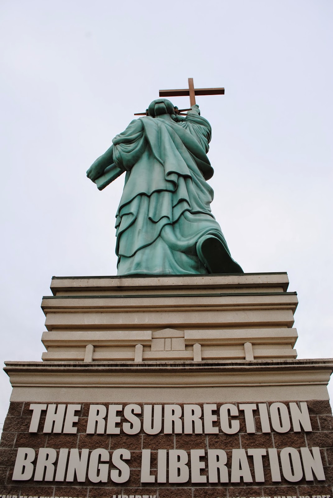 The Carpetbagger: Statue of Liberation Through Christ