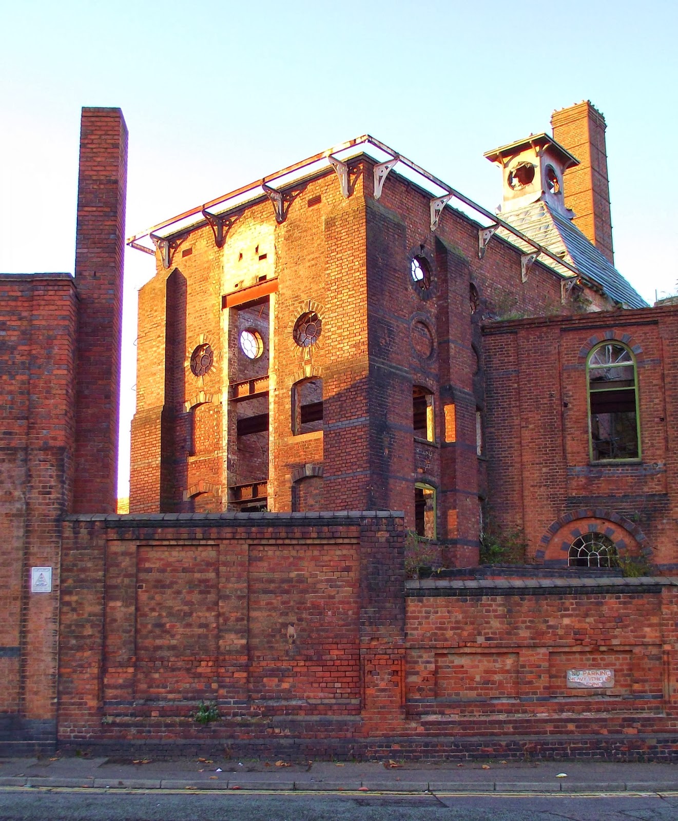 YoungManGoneWest: Springfield Brewery, Wolverhampton