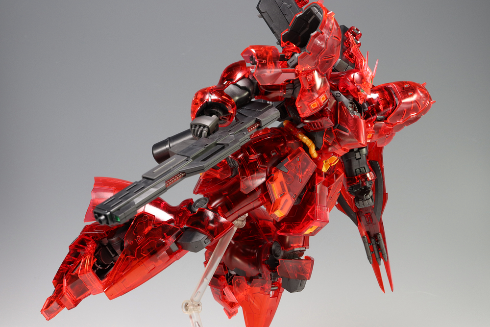 [ Review ] - RG 1/144 - Sazabi Clear Color