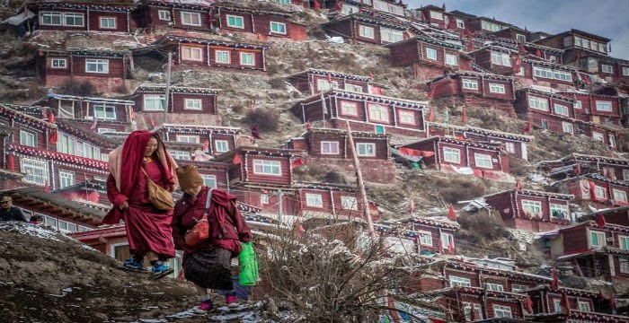 ΕΝΑ ΑΠΟ ΤΑ ΠΟΙΟ ΙΔΙΑΙΤΕΡΑ ΜΕΡΗ ΤΟΥ ΠΛΑΝΗΤΗ! - ΠΕΡΙΕΡΓΑ - STRANGE