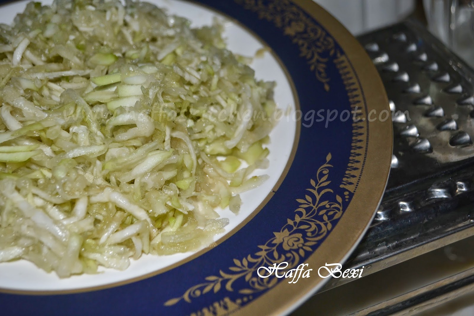 Bottle Gourd Yogurt Dip - Louki ka raita | Haffa's kitchen adventures